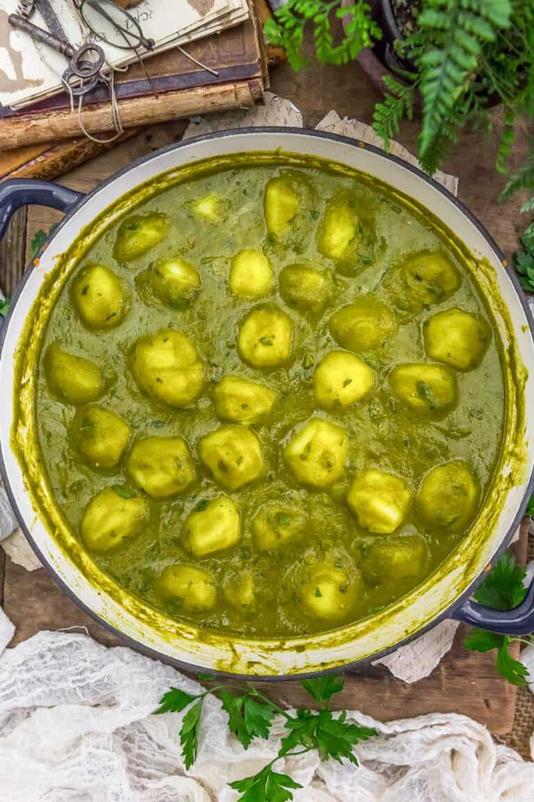 Easy Oil Free Aloo Palak (Potato Spinach Curry) - Monkey and Me Kitchen ...